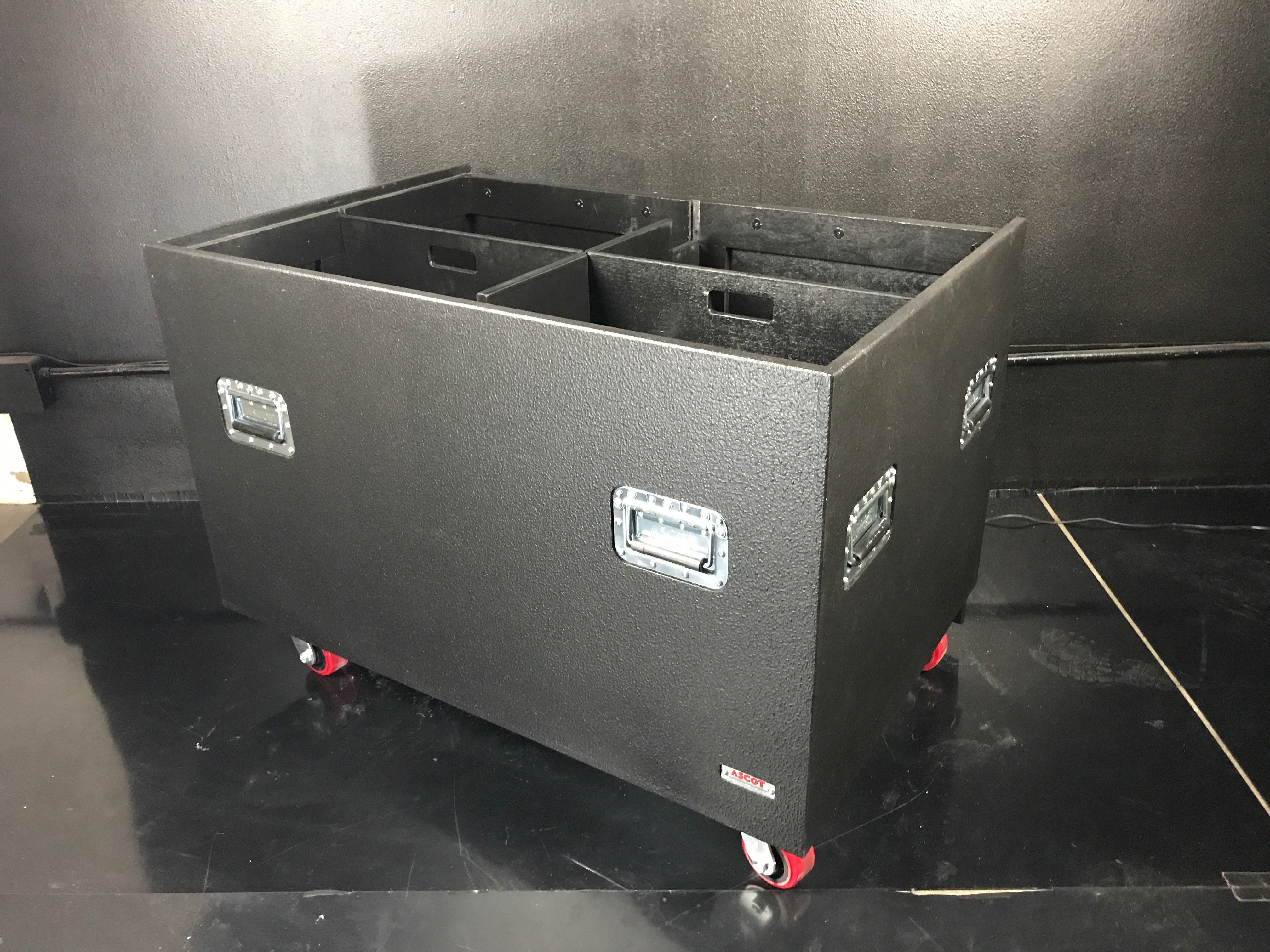 Calzone Strongbox Cases - Road Cases | Calzone & Anvil Case Co.