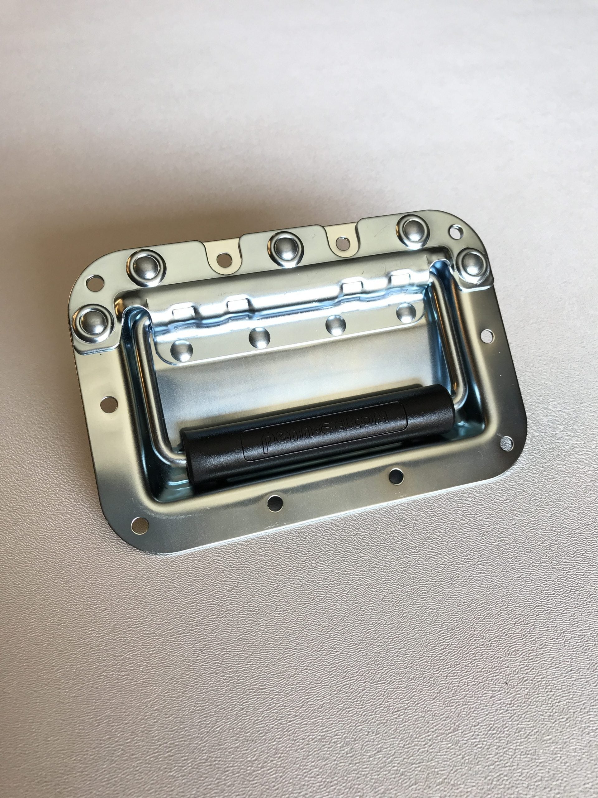 Road Case Handles | Calzone-Anvil Cases